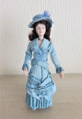 Elizabeth Farmer - Handcrafted Miniatures